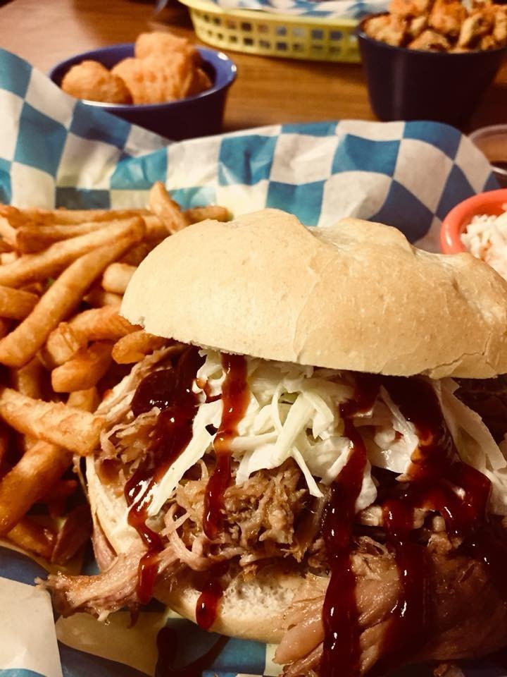 Piggy Blues Bar-B-Que - Austin, MN | Menu & Reviews | Foodeist
