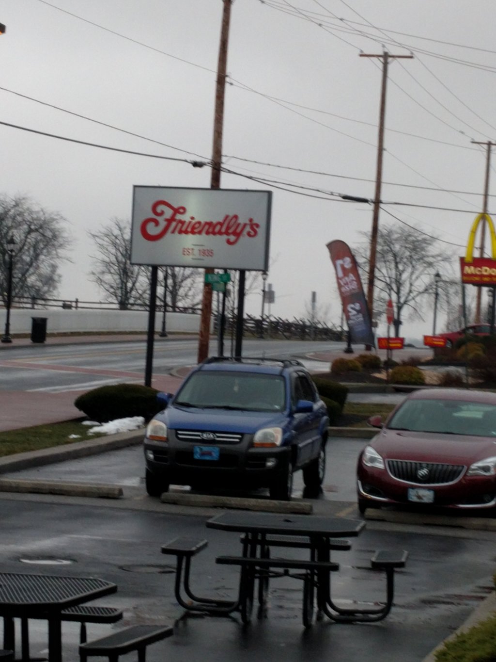 Friendly's, Gettysburg | Menu, Photos & Prices | Foodeist